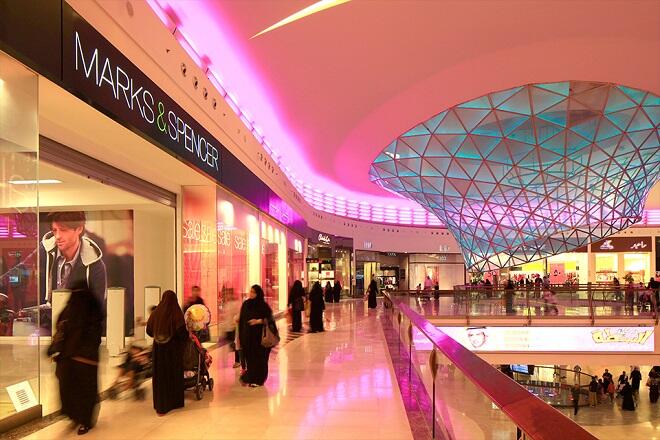 Saudi Arabia blocks foreigners from working in malls | Al Bawaba