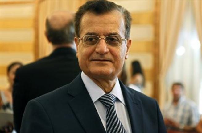 Lebanon considers closing the borders to Syrian refugees | Al Bawaba