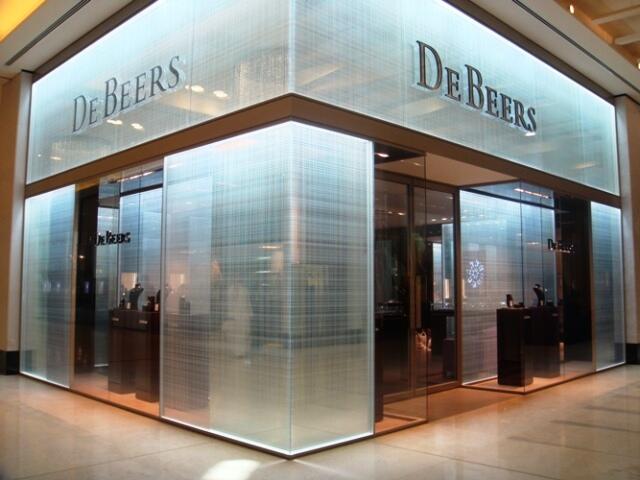 MODA Mall announces new luxury stores | Al Bawaba