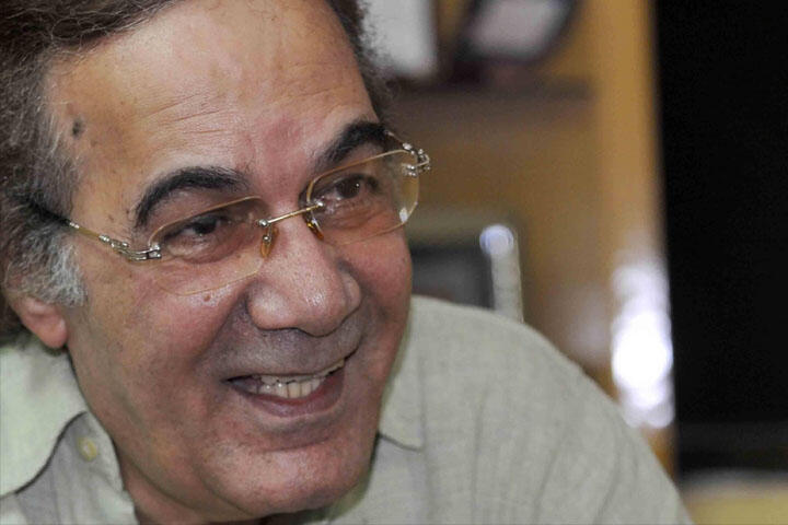 Choices choices: Mahmoud Yacine favors the 'King of Comedy' over Dolly ...