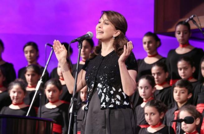 Majida el-Roumi sings for peace | Al Bawaba