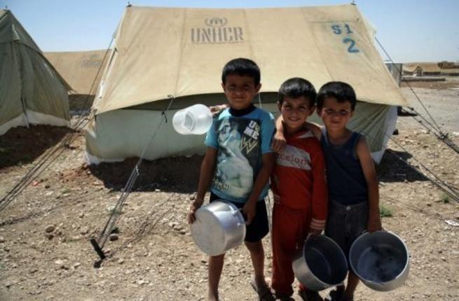 'Mass migration': 6,000 Syria refugees flee to Jordan amid fears over ...