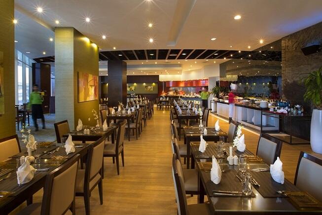 Lemon Pepper Restaurant Launches New Seafood Night at M Hotel Downtown ...