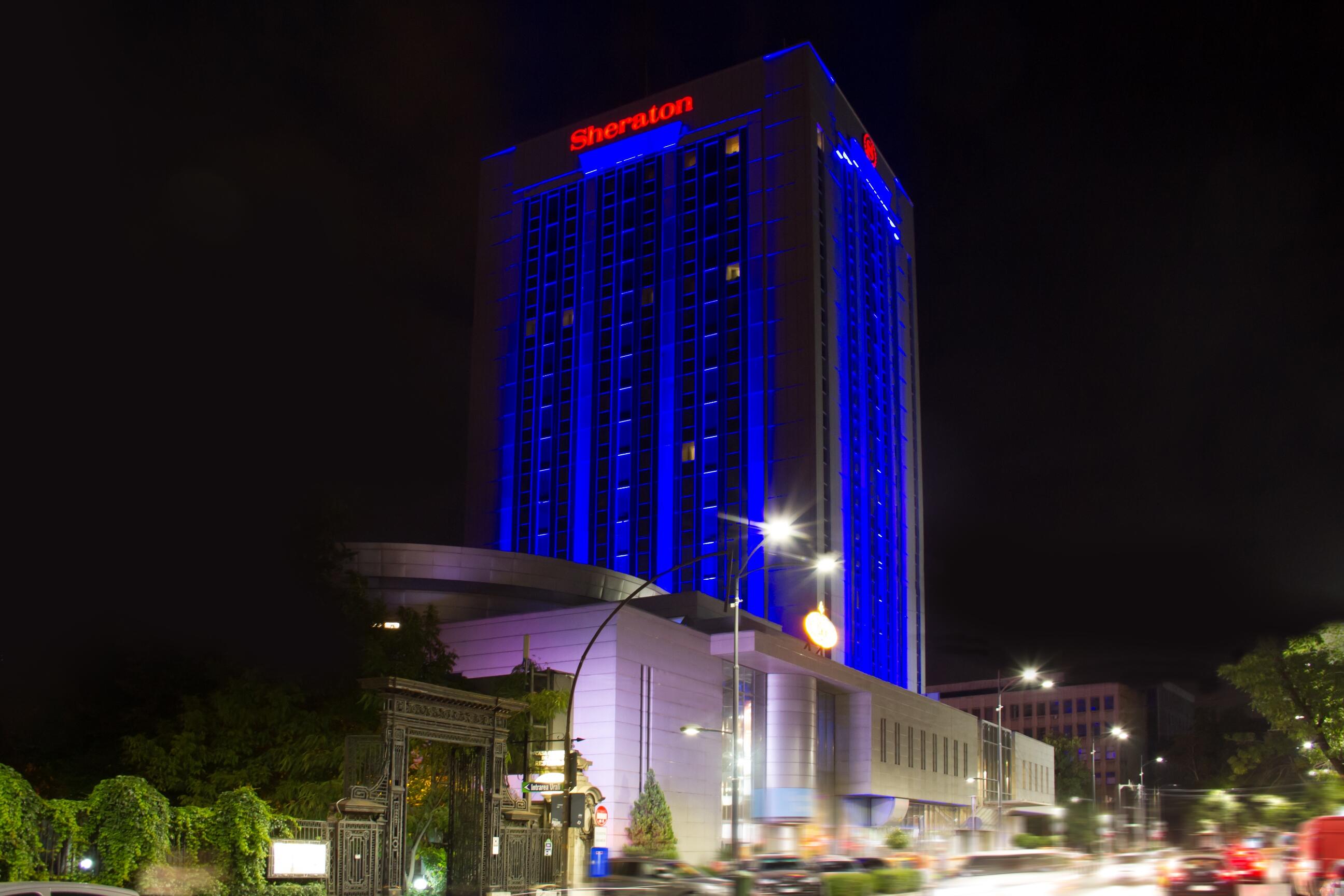 Starwood Hotels & Resorts celebrates milestone opening of Sheraton ...