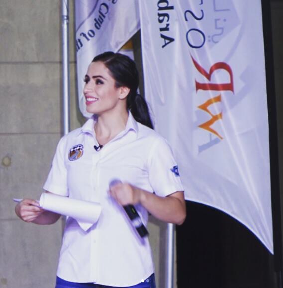 Fans of former Egyptian actress Shadia worried about her health again ...