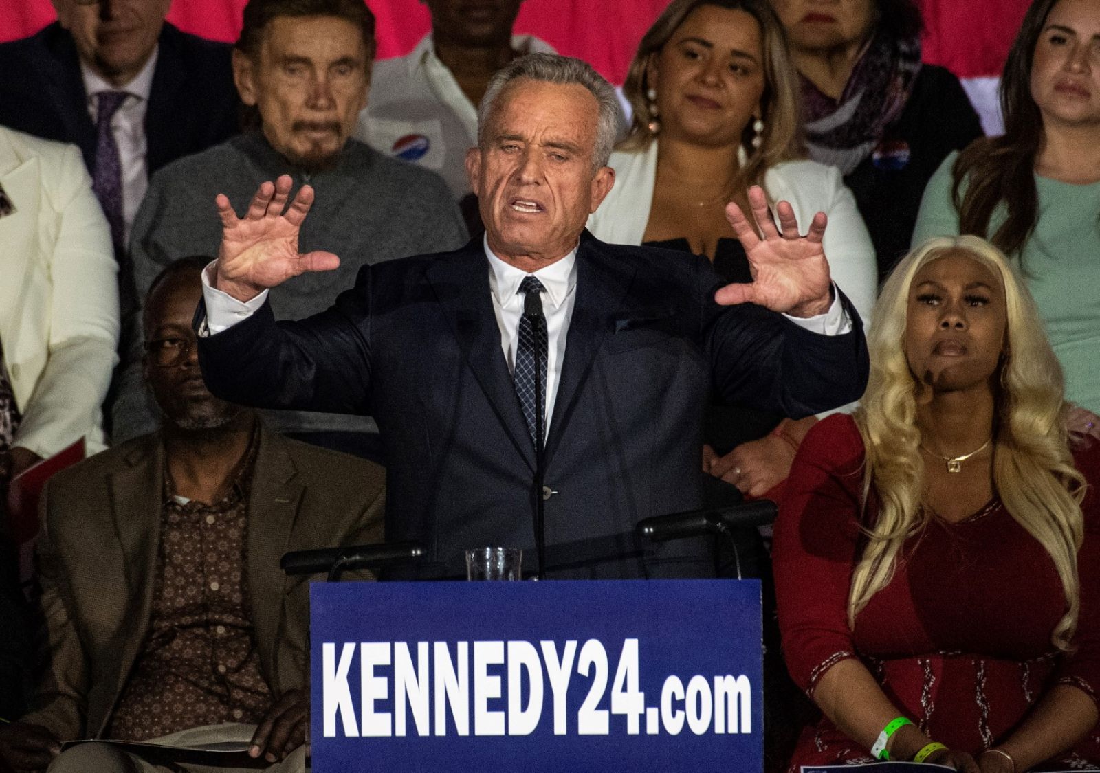 Democrats unleash anti-Trump candidate Young RFK | Al Bawaba