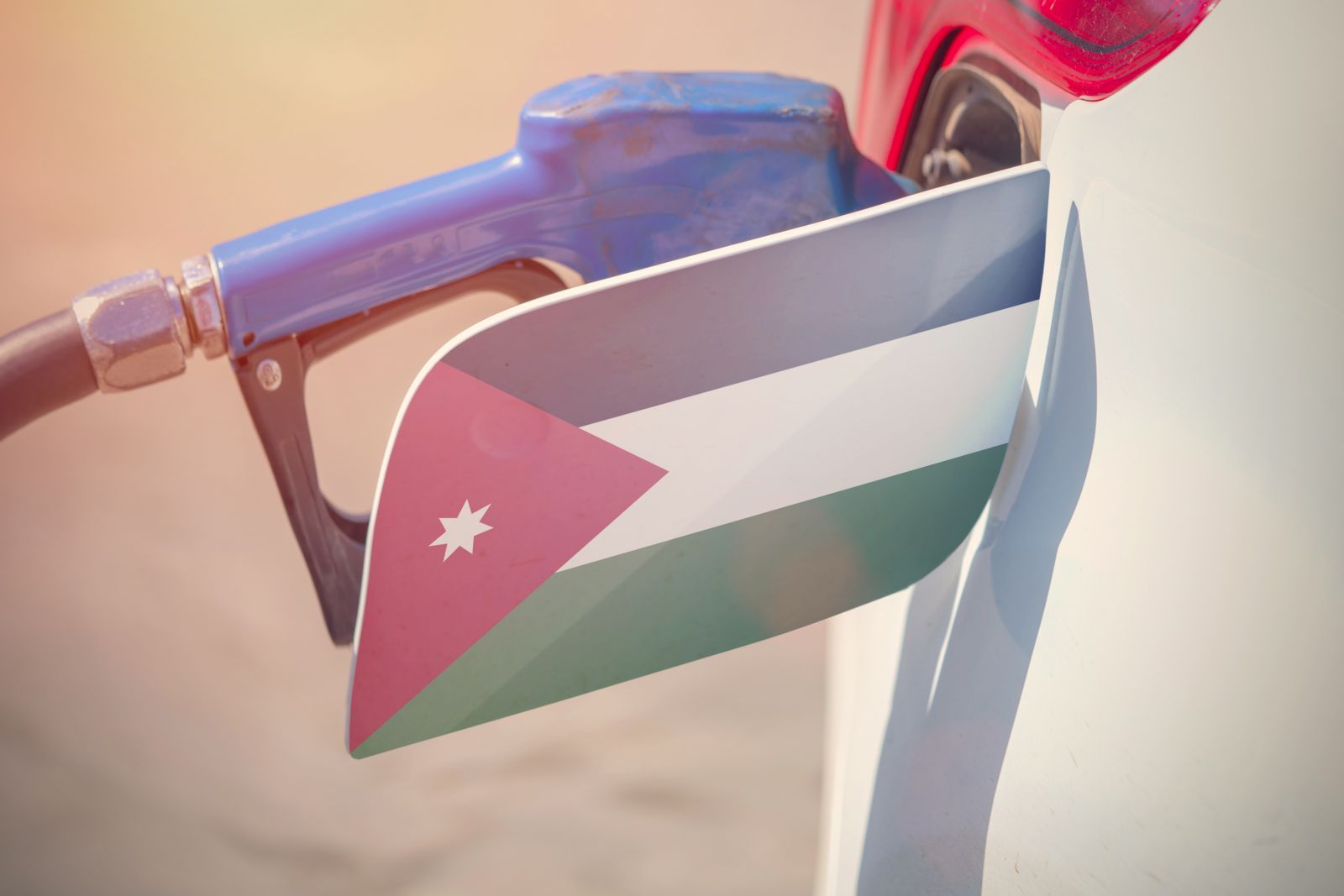 Fuel prices in Jordan down in June | Al Bawaba