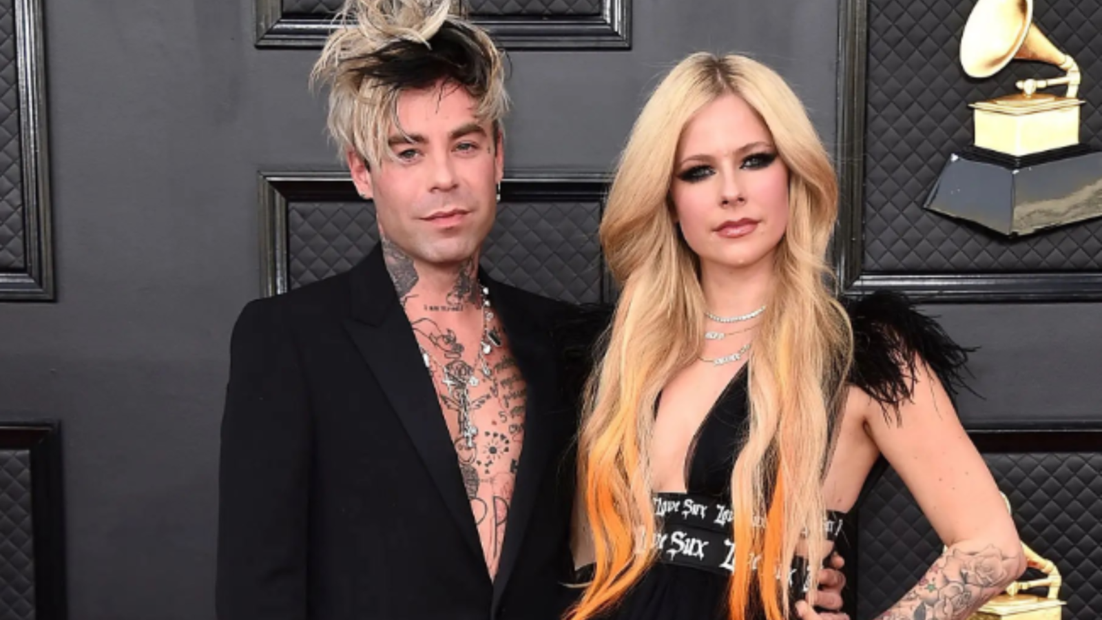 Avril Lavigne and Mod Sun break-up | Al Bawaba